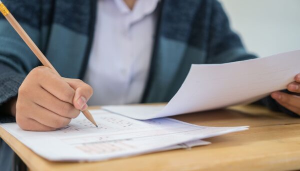 Perbedaan IGCSE dan A Levels: Memilih Jalur Pendidikan yang Tepat ...